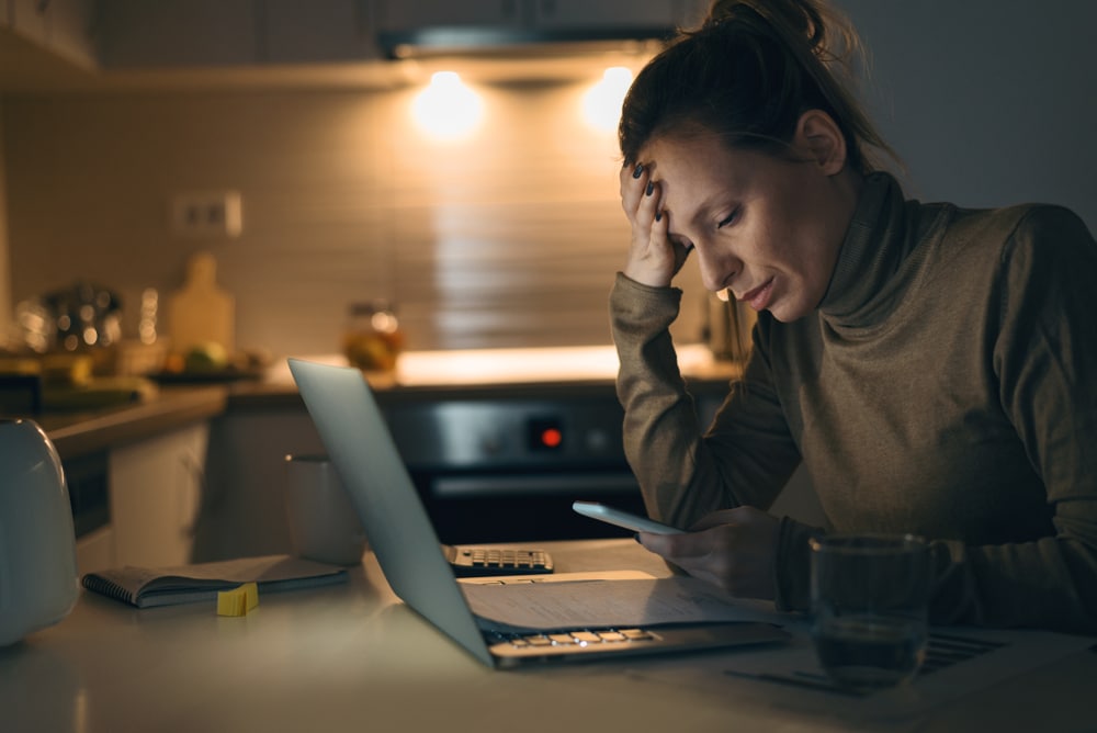 Guide to Snooping - Ayo and Iken